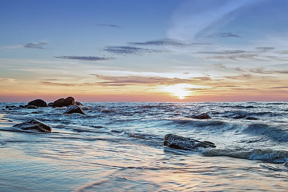 Inland Seas Of The World - WorldAtlas.com