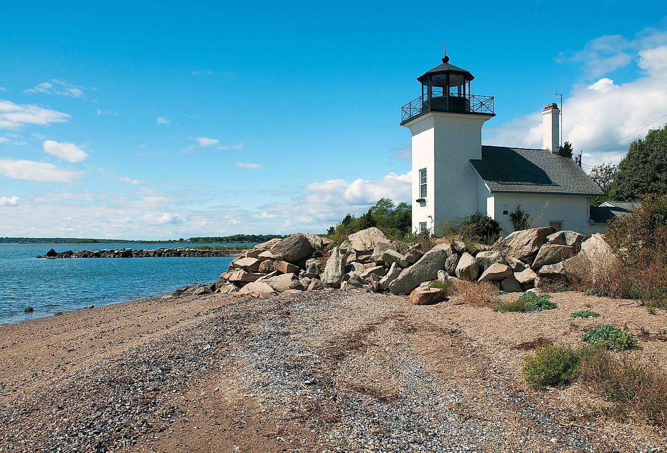 13 Small Towns In Rhode Island Were Ranked Among US Favorites