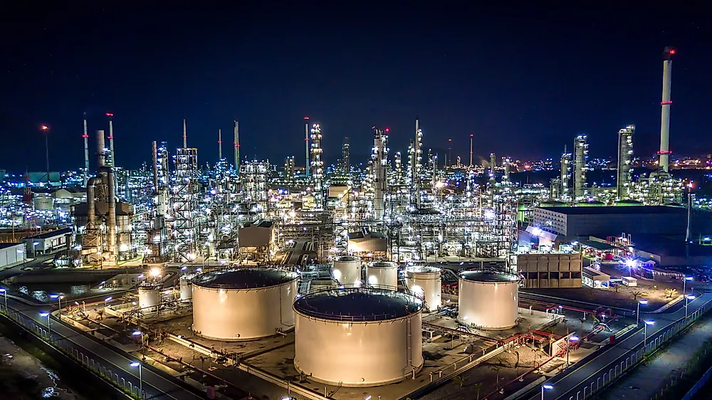 What Are The Biggest Industries In Venezuela?