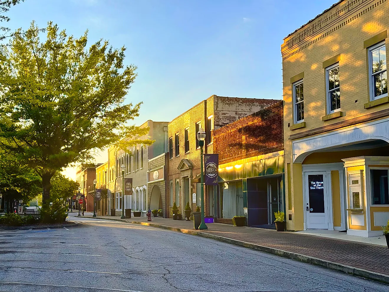 7 Towns in Georgia that Transport You to the Past