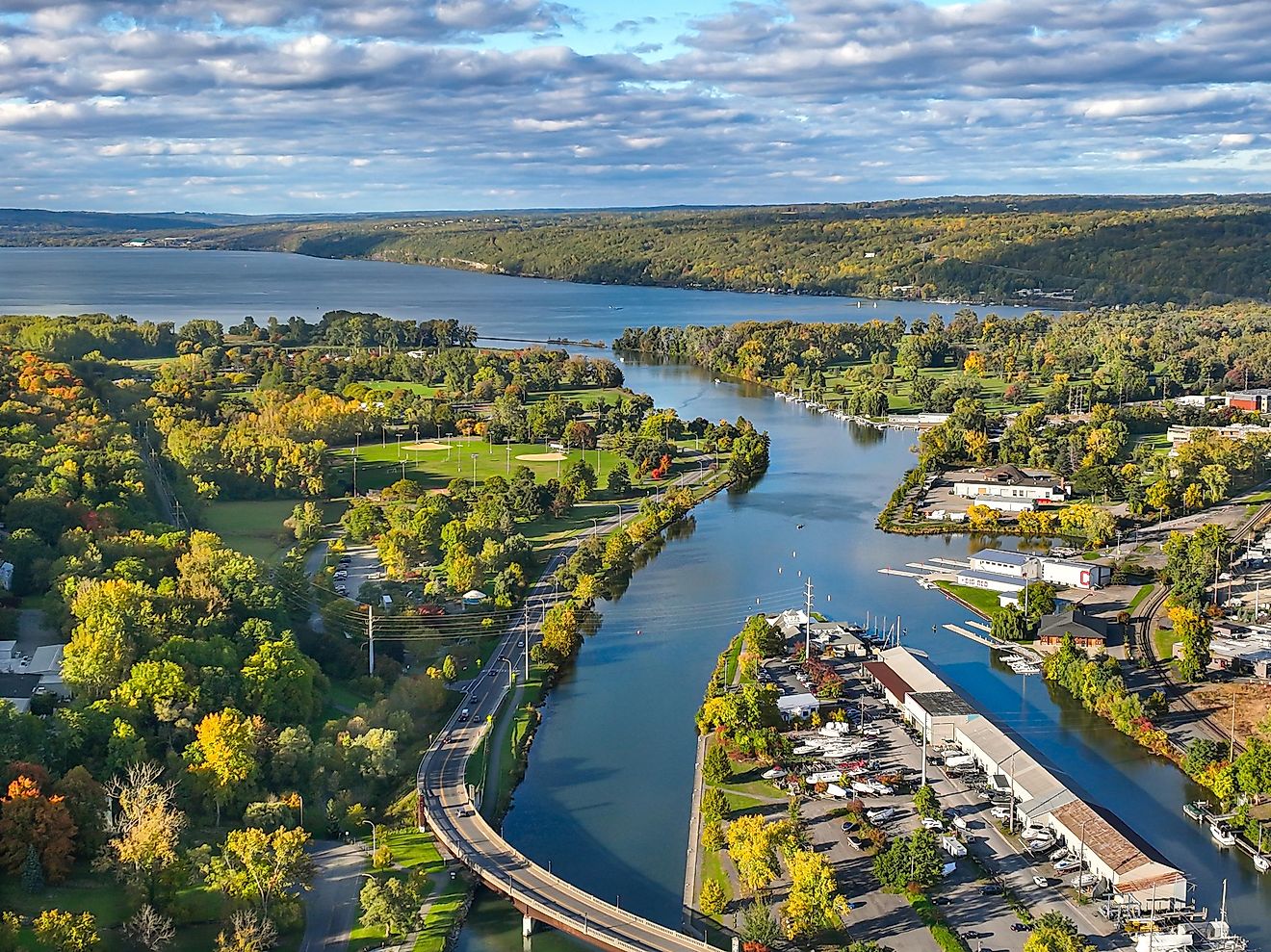 10 Adorable Small Towns In New York