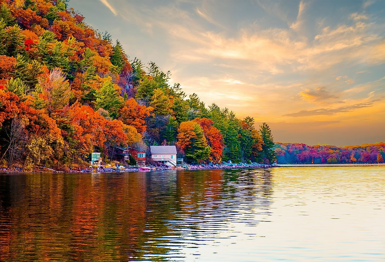 9 Top Places To Visit In Wisconsin This Fall