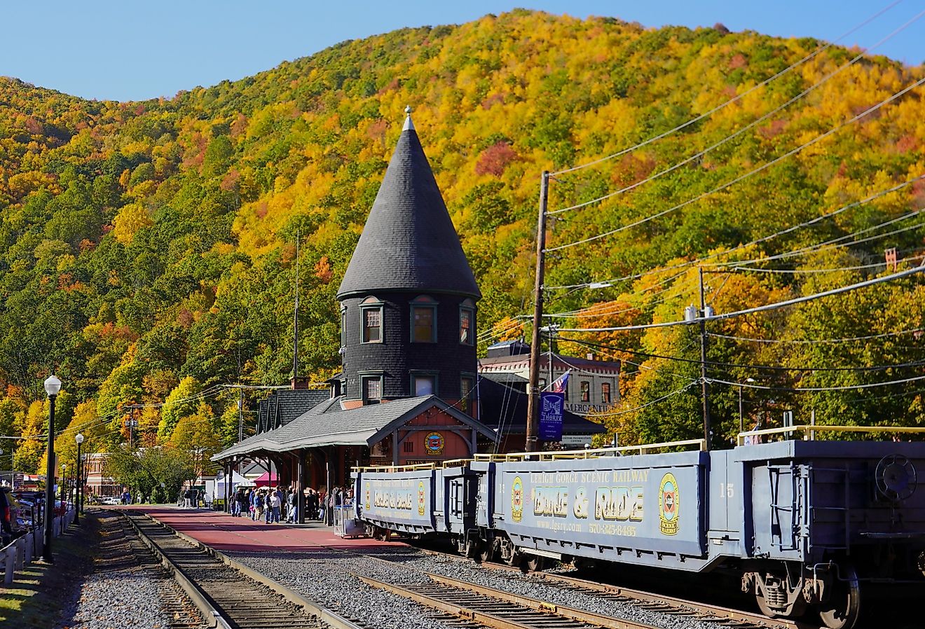 10 Unforgettable Fall Getaways From Philadelphia