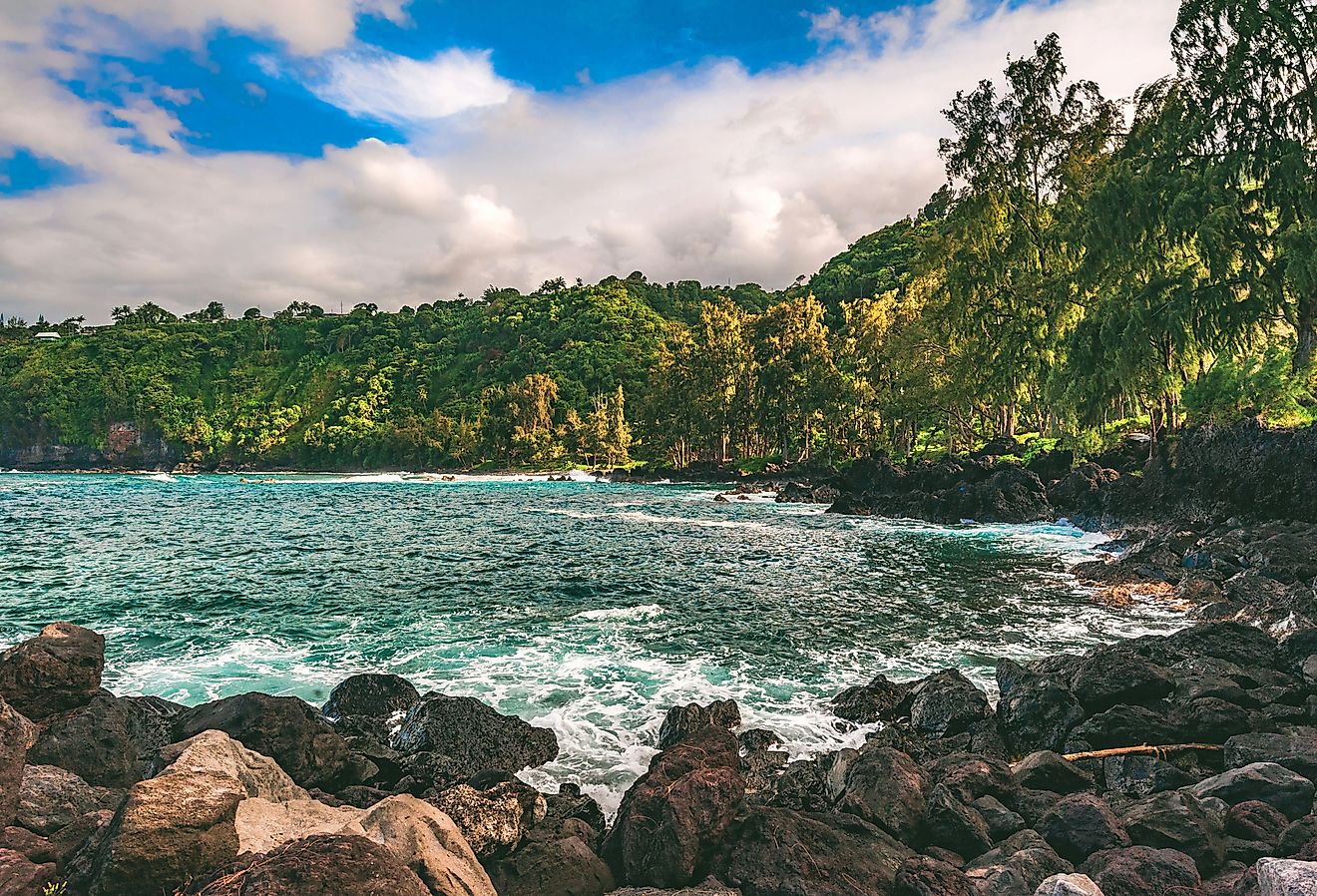 These Small Towns in Hawaii Come Alive in Fall