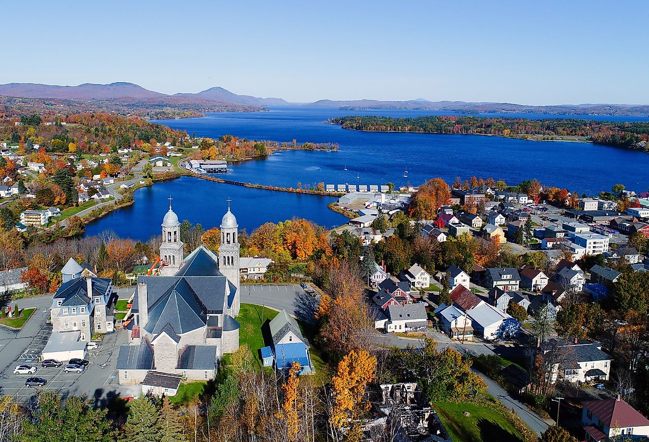 7 Cozy Vermont Destinations To Visit In 2025