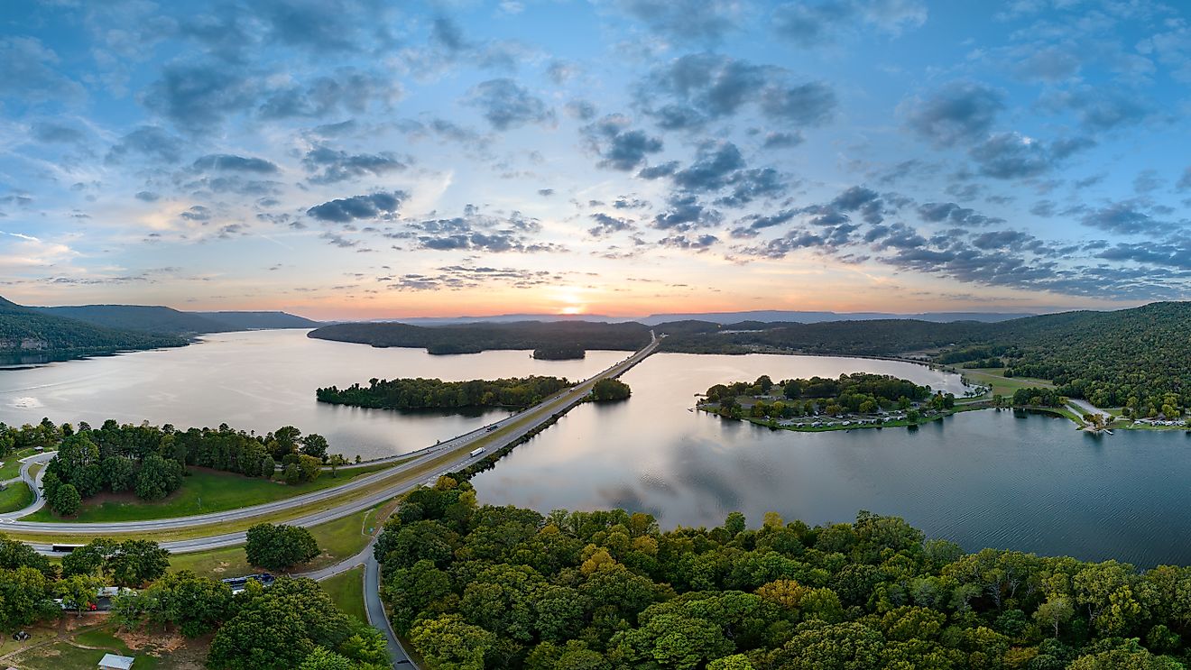 This Tennessee Scenic Byway Is The Road Trip Of A Lifetime