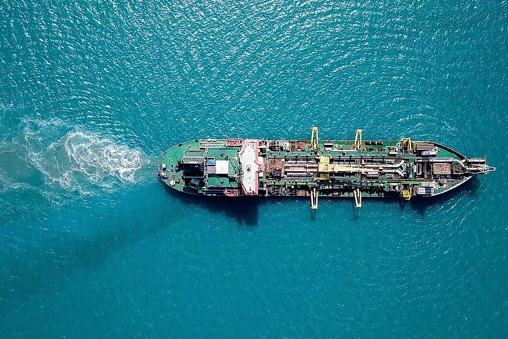 What Is Dredging? - WorldAtlas