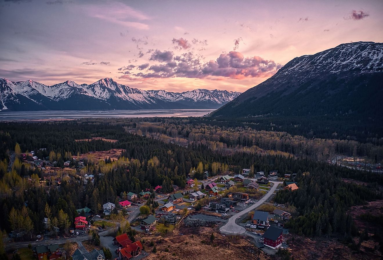 11 Unforgettable Small Towns to Visit in Alaska