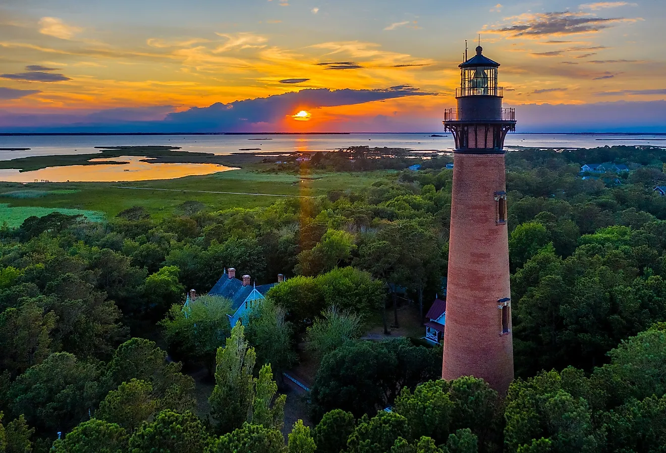 10 Best Small Towns To Visit In the Outer Banks