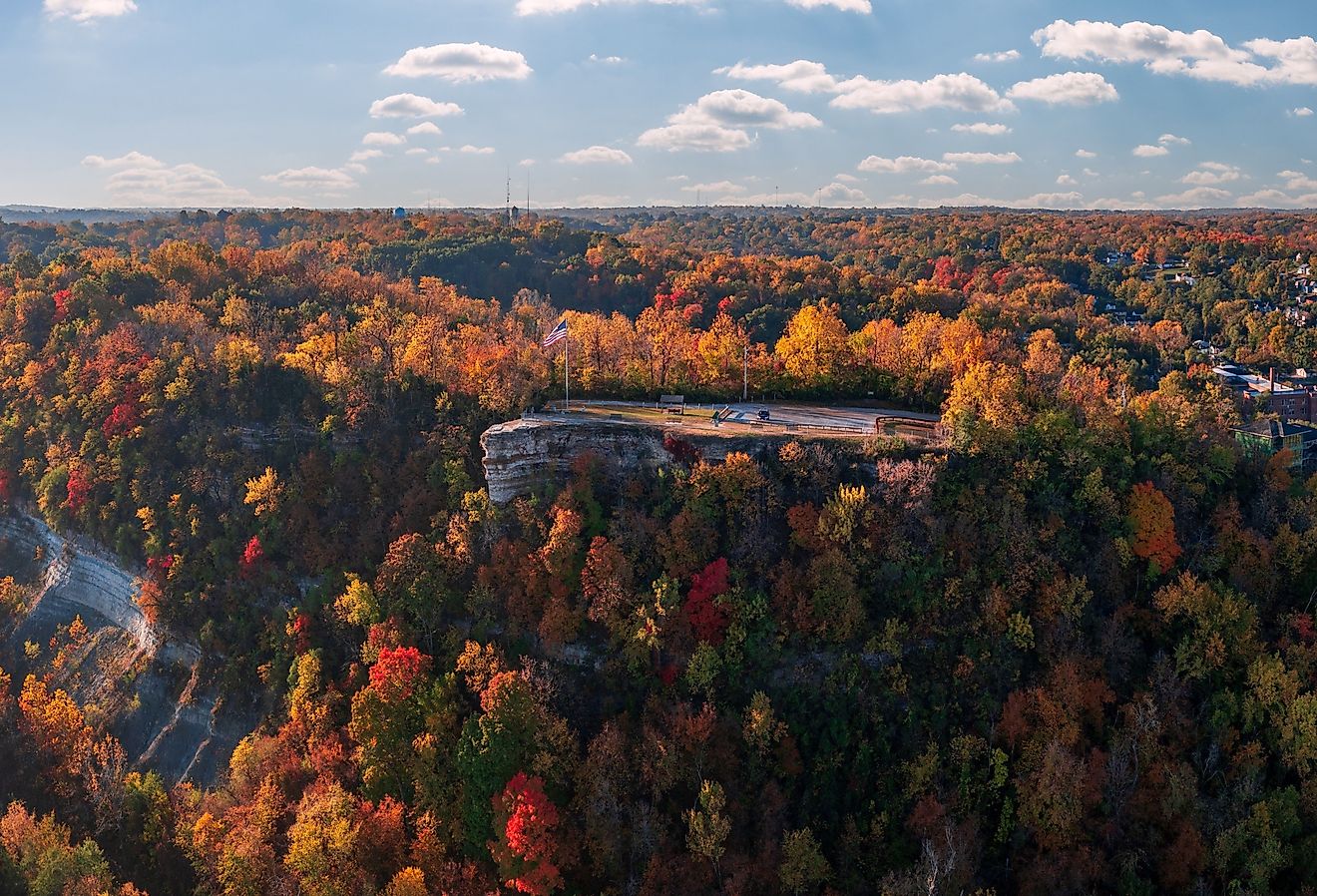 2024's Towns In Missouri That Come Alive In The Fall