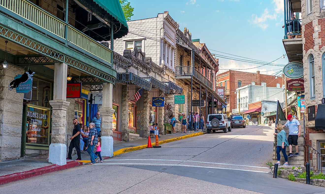 9 Of The Most Walkable Towns In The Ozarks