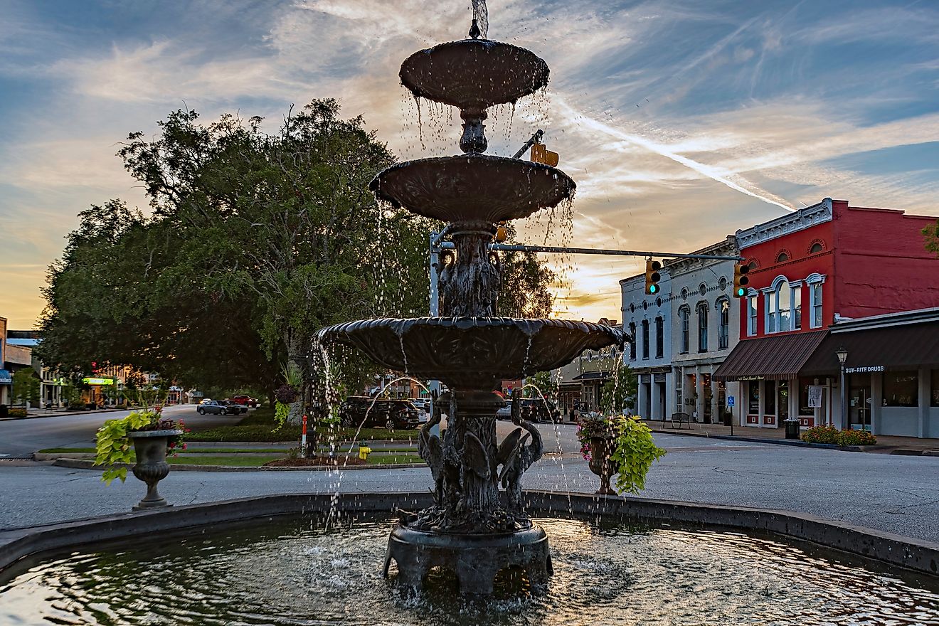 9 of the Most Walkable Towns in Alabama