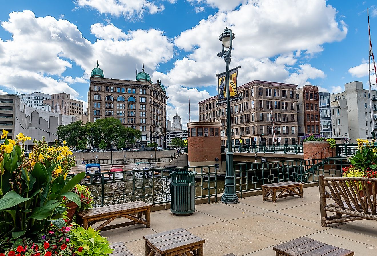 Discover The Largest Cities In Wisconsin
