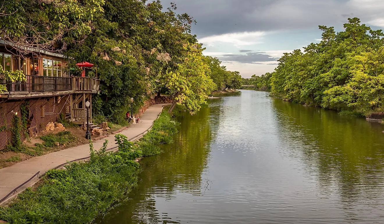 These Towns in Oklahoma Come Alive in Spring