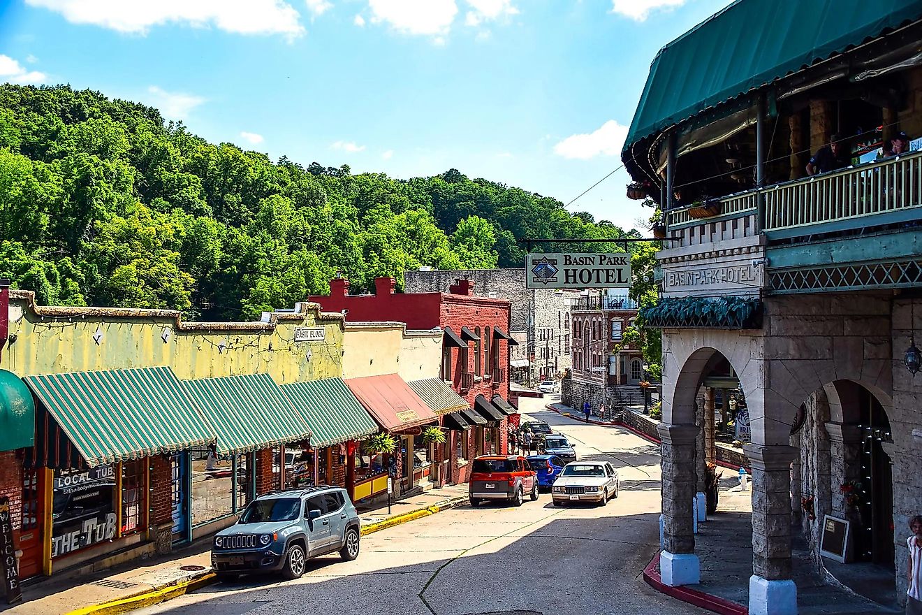 8 Must-Visit Small Towns in Arkansas