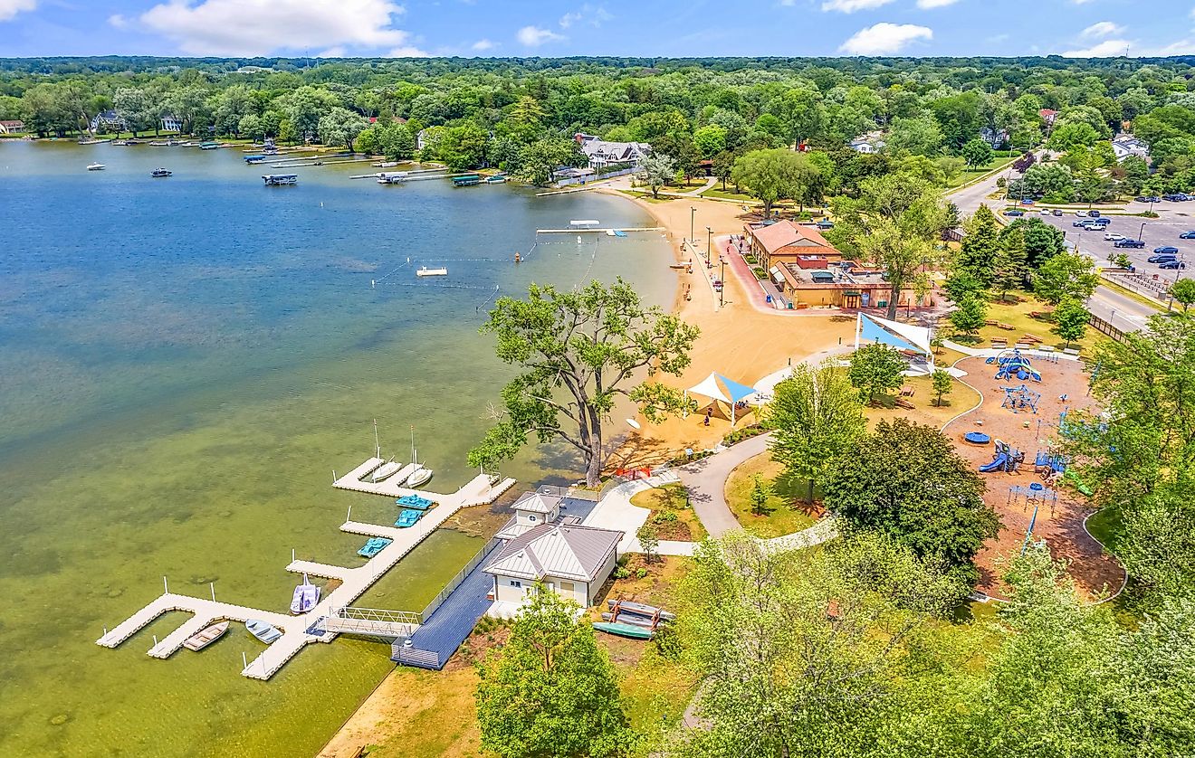 10 Most Beautiful Small Towns in Illinois