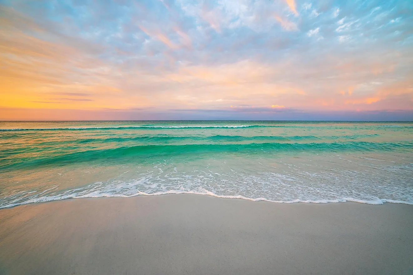 8 Small Towns in Florida's Emerald Coast to Visit for a Weekend Getaway