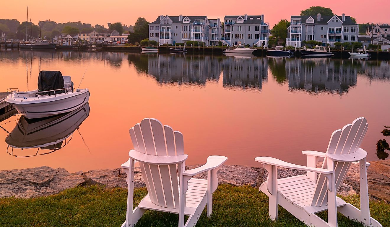 8 Coolest Small Towns in Connecticut for a Summer Vacation