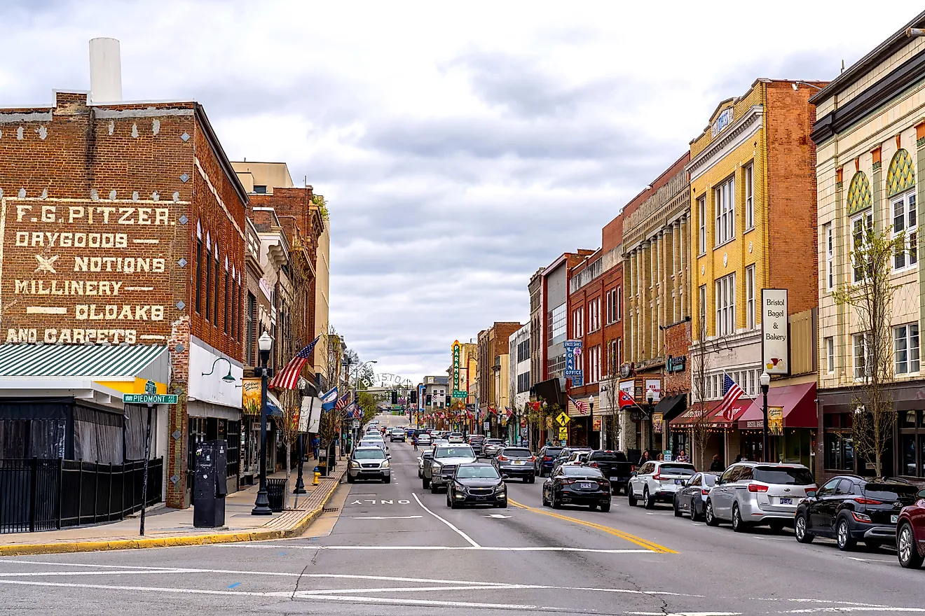 7 Standout Main Streets In Tennessee