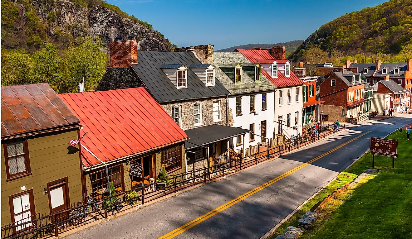 8 Coziest Towns to Visit in West Virginia in 2024 - WorldAtlas