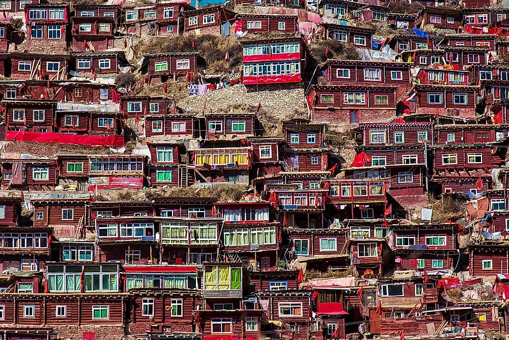 Larung Gar - Unique Places Around the World