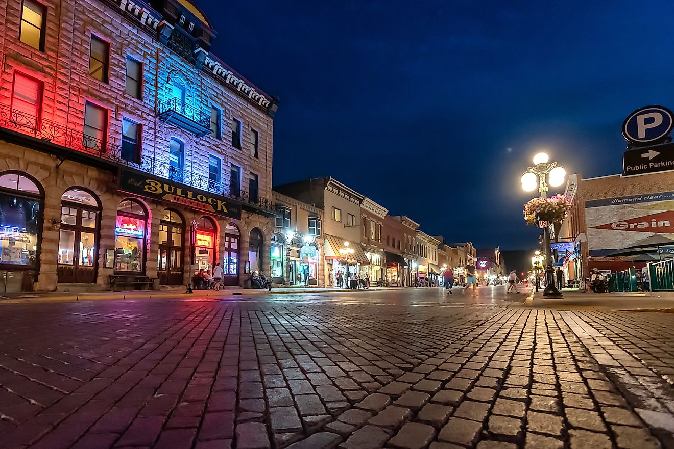 These 7 Towns Are South Dakota's Best-Kept Secret
