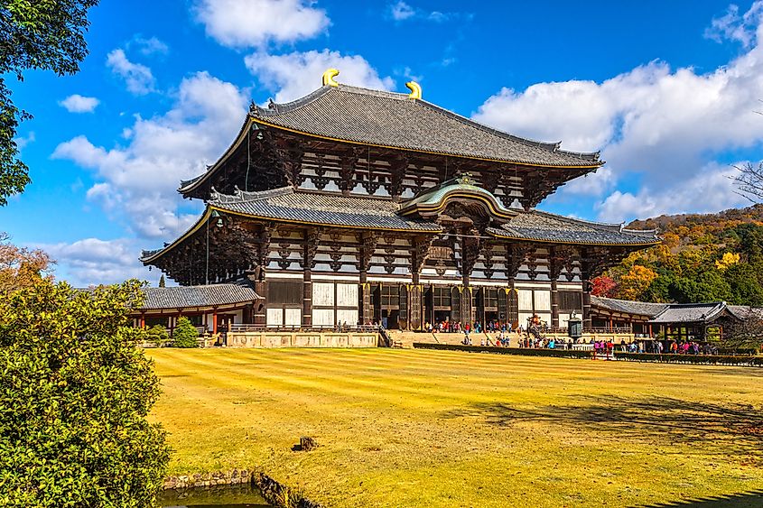 Japan's 25 Most Stunning Temples - WorldAtlas