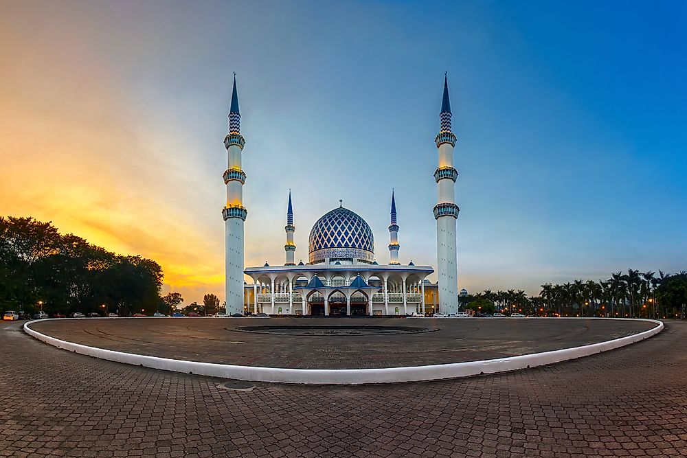 The 10 Tallest Mosques In The World - WorldAtlas