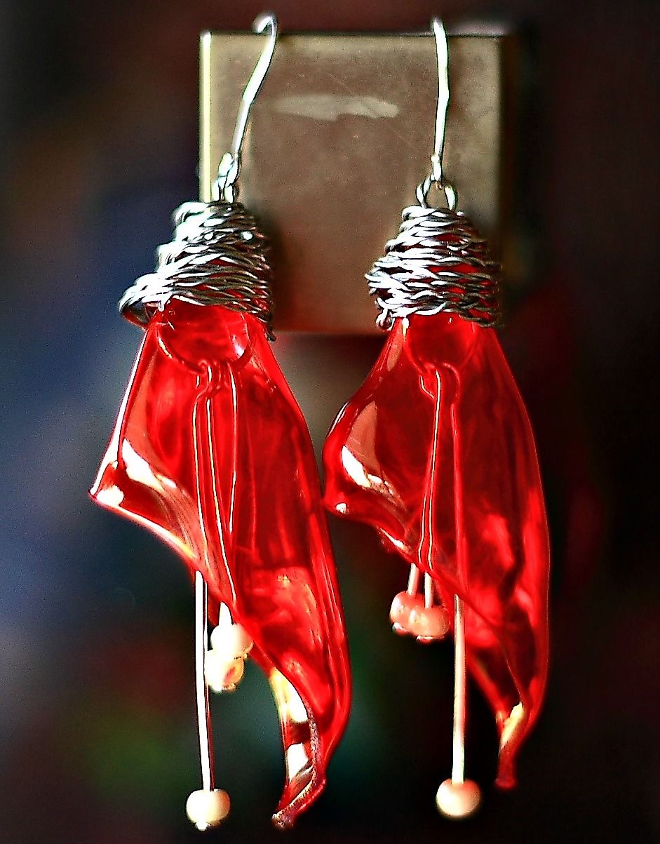 Making Glamor from Garbage: The Story of Silver Nut Tree - WorldAtlas